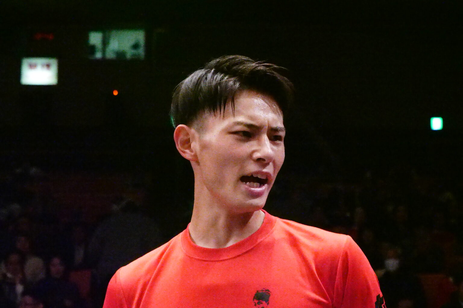 磯谷大心選手、3R TKOで勝利！ – EFFECT